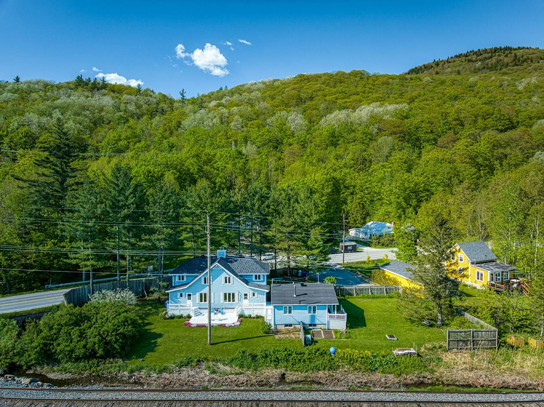 Duplex à vendre - Austin - 1231Z - 1233Z Route 112, Austin, Estrie